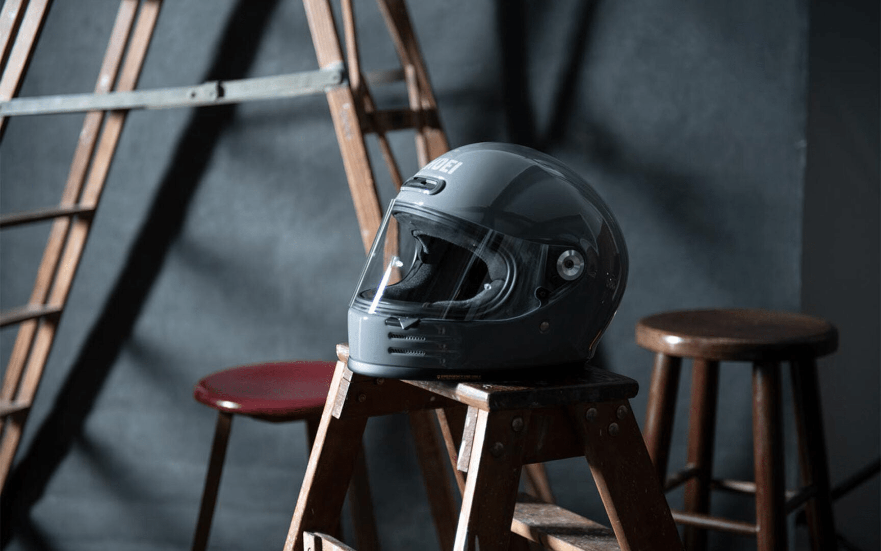 Retro Motorcycle Helmets | Vintage & Café Racer Styles – Savile Speed Co.